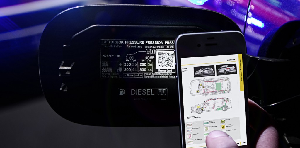 mercedes-benz-QR-code-rescue-cards_Extrication_Training_EMS_Moditech ...