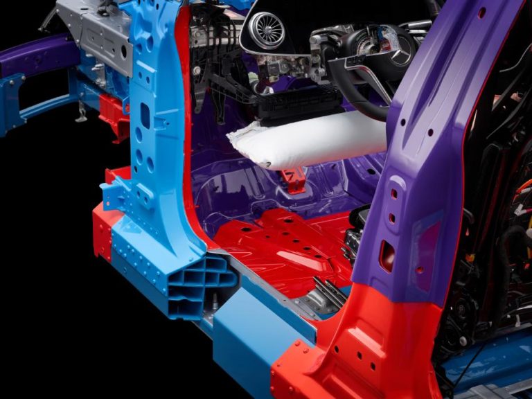 2023 Mercedes-Benz EQS Body Structure (9) - Boron Extrication