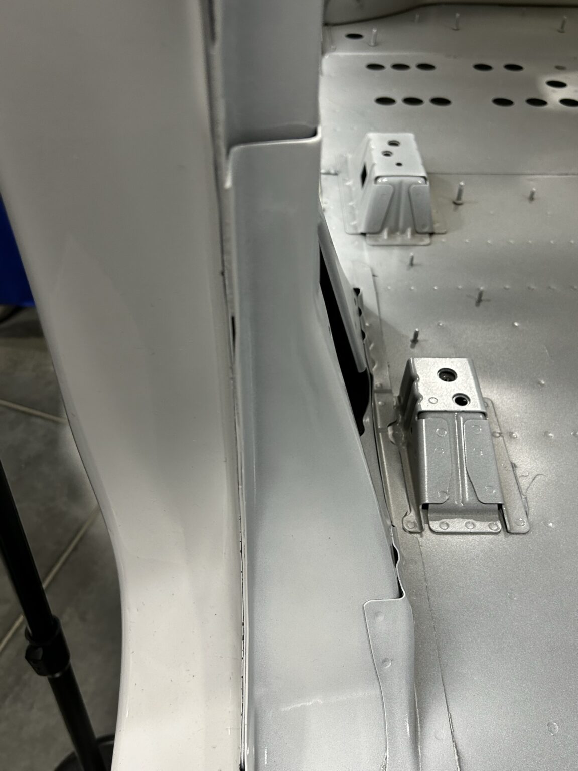 2023 Hummer SUV-BEV-Body-Structure-Extrication (42) - Boron Extrication