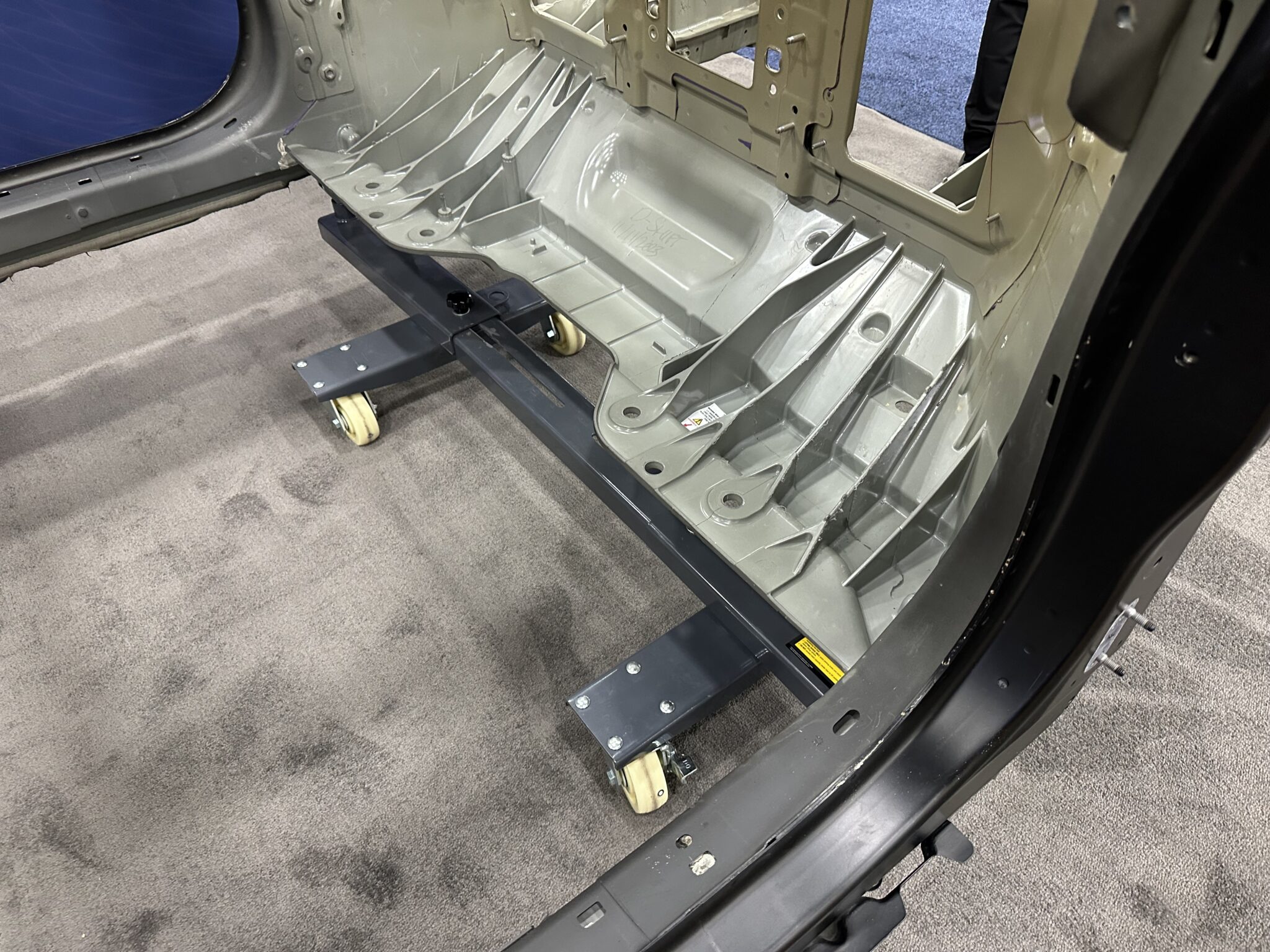 Tesla Cybertruck Body Structure Extrication (20) - Boron Extrication