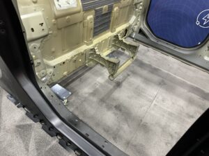 Tesla Cybertruck Body Structure Extrication (21) - Boron Extrication