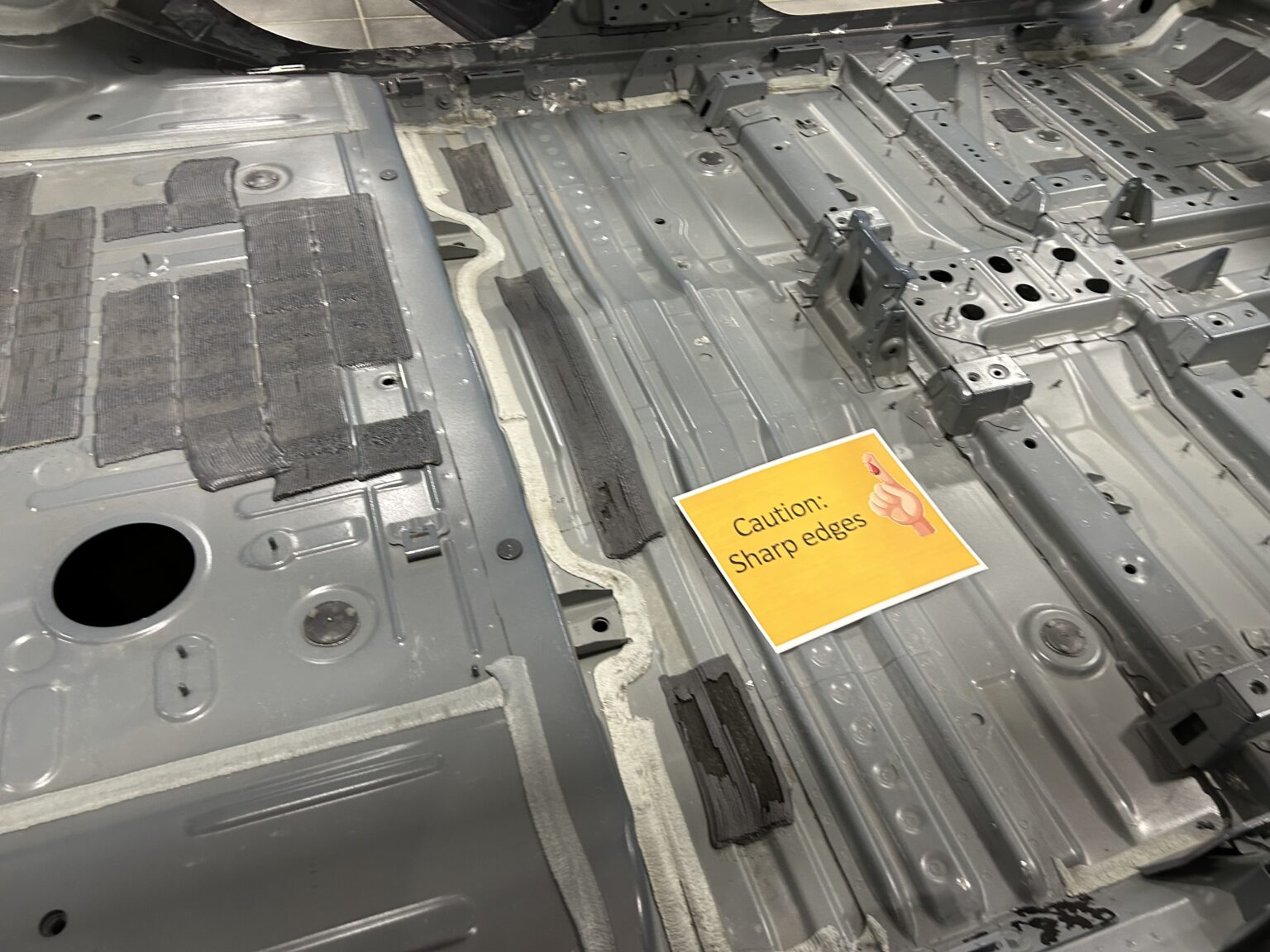 2024 Chevrolet Blazer EV Body Structure GDIS (1) - Boron Extrication